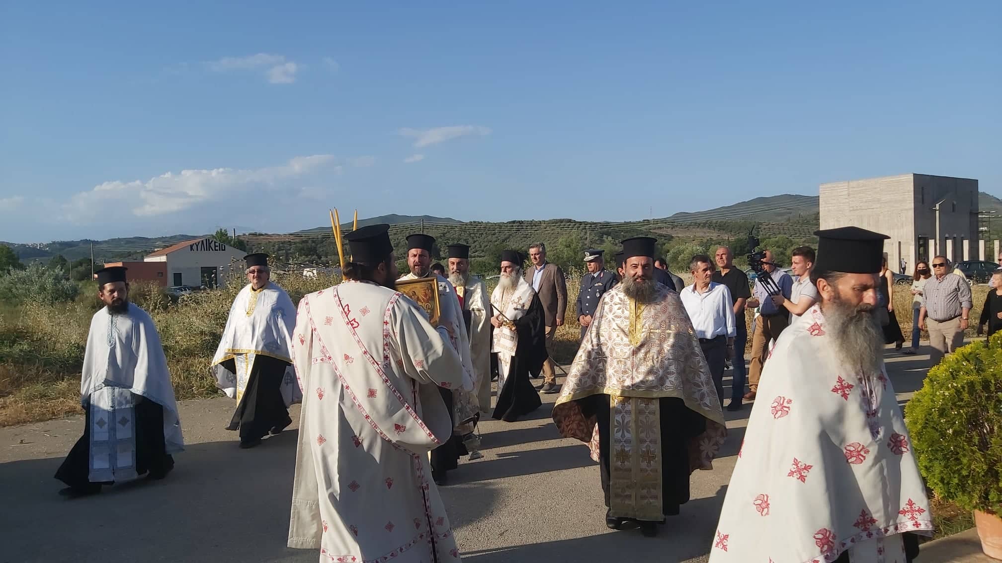 ΣΕ ΚΛΙΜΑ ΚΑΤΑΝΥΞΗΣ ΠΑΡΑΔΟΘΗΚΕ ΣΤΗΝ ΜΗΤΡΟΠΟΛΗ ΆΡΤΗΣ Ο ΝΕΟΣ KΟΙΜΗΤΗΡΙΑΚΟΣ ...
