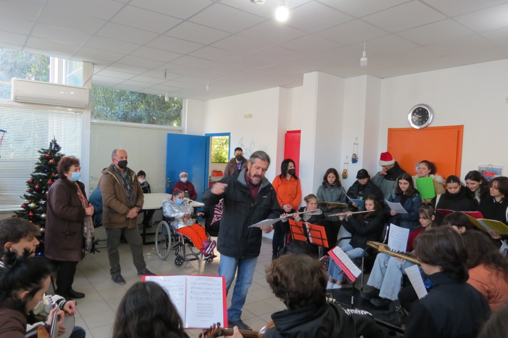 ΚΑΛΑΝΤΑ ΑΠΟ ΤΟ ΜΟΥΣΙΚΟ ΣΧΟΛΕΙΟ ΑΡΤΑΣ ΣΕ ΚΟΙΝΩΝΙΚΕΣ ΔΟΜΕΣ | ArtaVoice ...