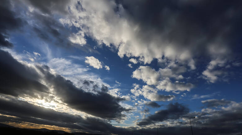 ΑΡΤΑ- ΚΑΙΡΟΣ: ΕΡΧΕΤΑΙ ΔΡΟΣΙΑ ΑΠΟ ΤΟ Σ/Κ ΚΑΙ ΦΕΥΓΕΙ Η ΠΟΛΛΗ ΖΕΣΤΗ ...