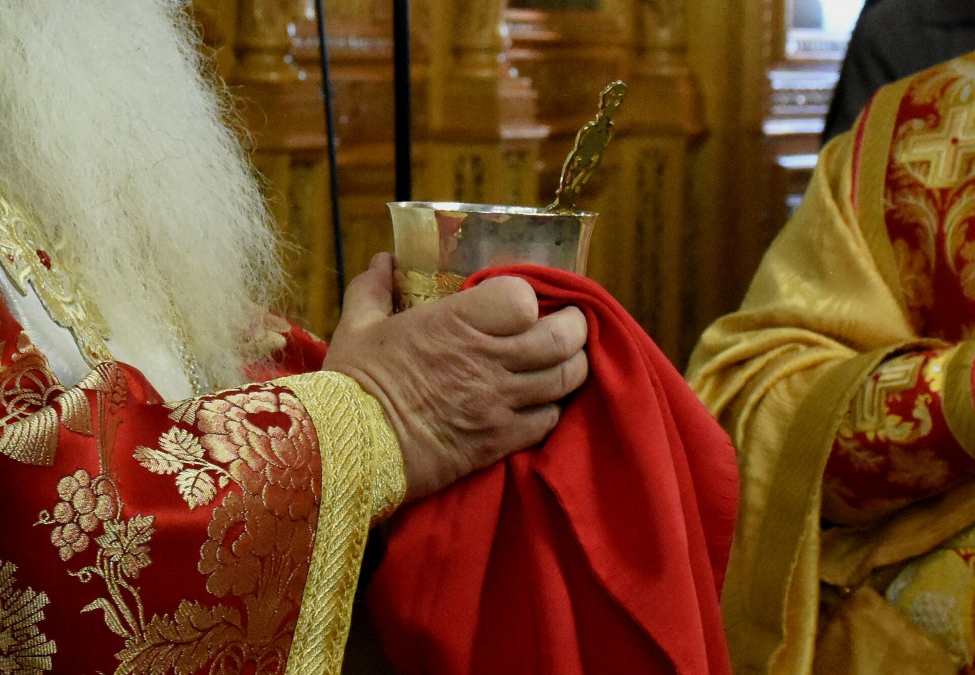 ΓΙΑΝΝΕΝΑ: ΘΕΙΑ ΜΕΤΑΛΗΨΗ ΜΕ ΠΛΑΣΤΙΚΟ ΚΟΥΤΑΛΑΚΙ- ΔΙΧΑΖΕΤΑΙ Η ΚΟΙΝΗ ΓΝΩΜΗ ...